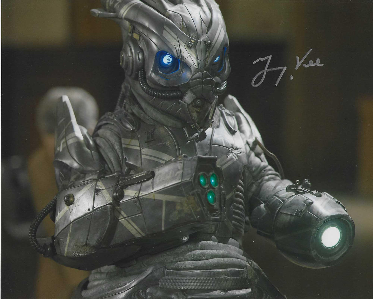 Jimmy Vee 10 X 8 Signed In Silver Doctor Who – Showmasters Comic Con ...