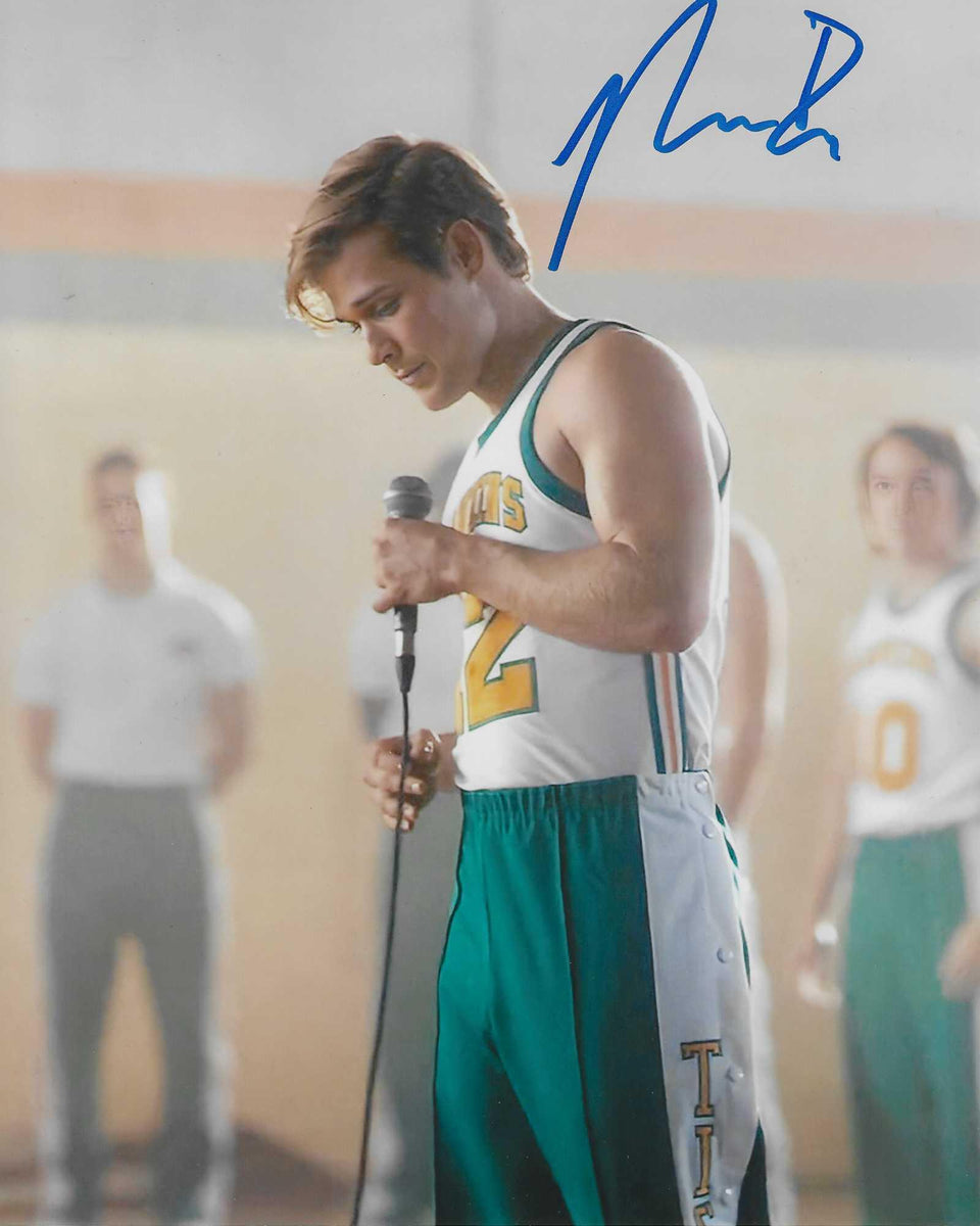 Mason Dye Signed in Blue Stranger Things – Showmasters Comic Con ...