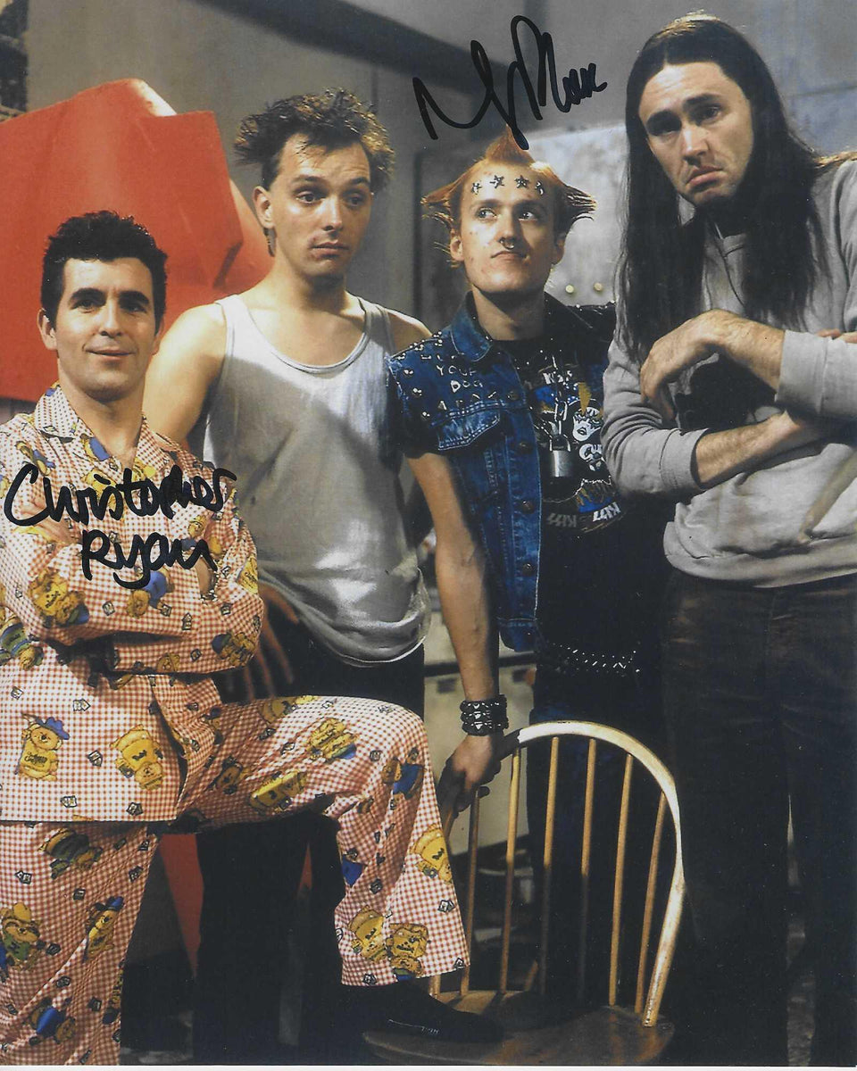 Christopher Ryan And Nigel Planer 10x8 signed in Black The Young Ones ...