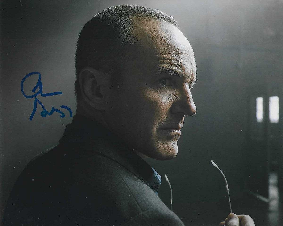 Clark Gregg Signed In Blue S.H.I.E.L.D – Showmasters Comic Con Official ...