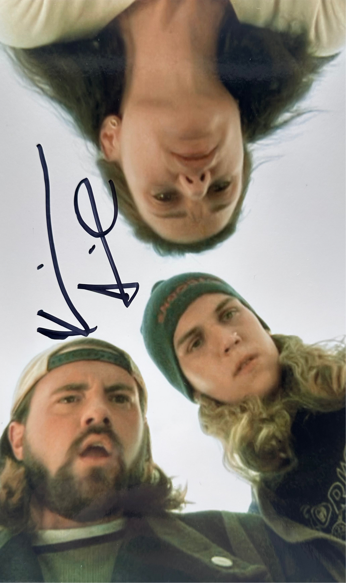 Kevin Smith 10 X 8 signed in Black – Showmasters Comic Con Official ...