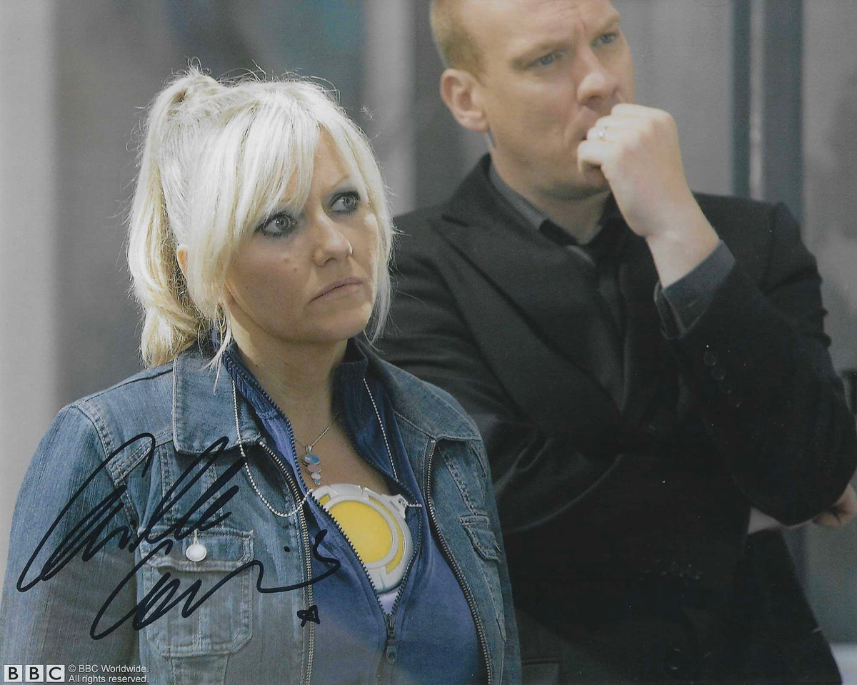 Camille Coduri signed in Black doctor who – Showmasters Comic Con ...