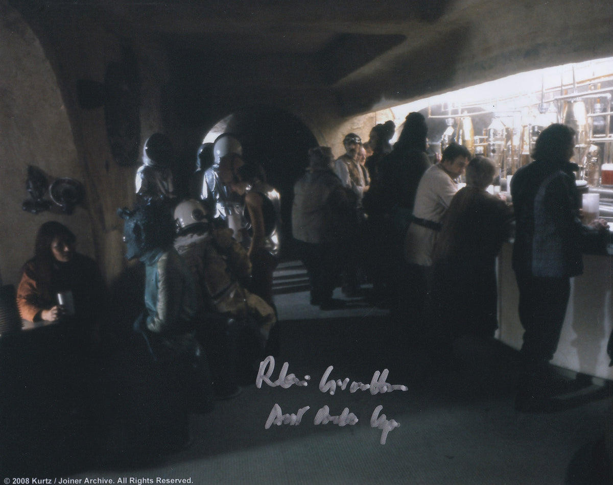 Robin Grantham 10x8 signed in Silver Star Wars – Showmasters Comic Con ...