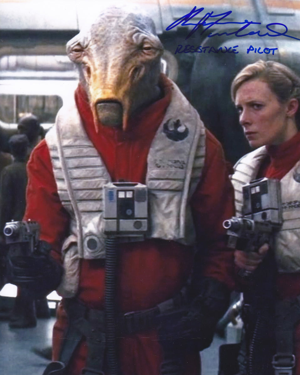 Shauna Macdonald 10x8 signed in Blue -Force Awakens – Showmasters Comic ...