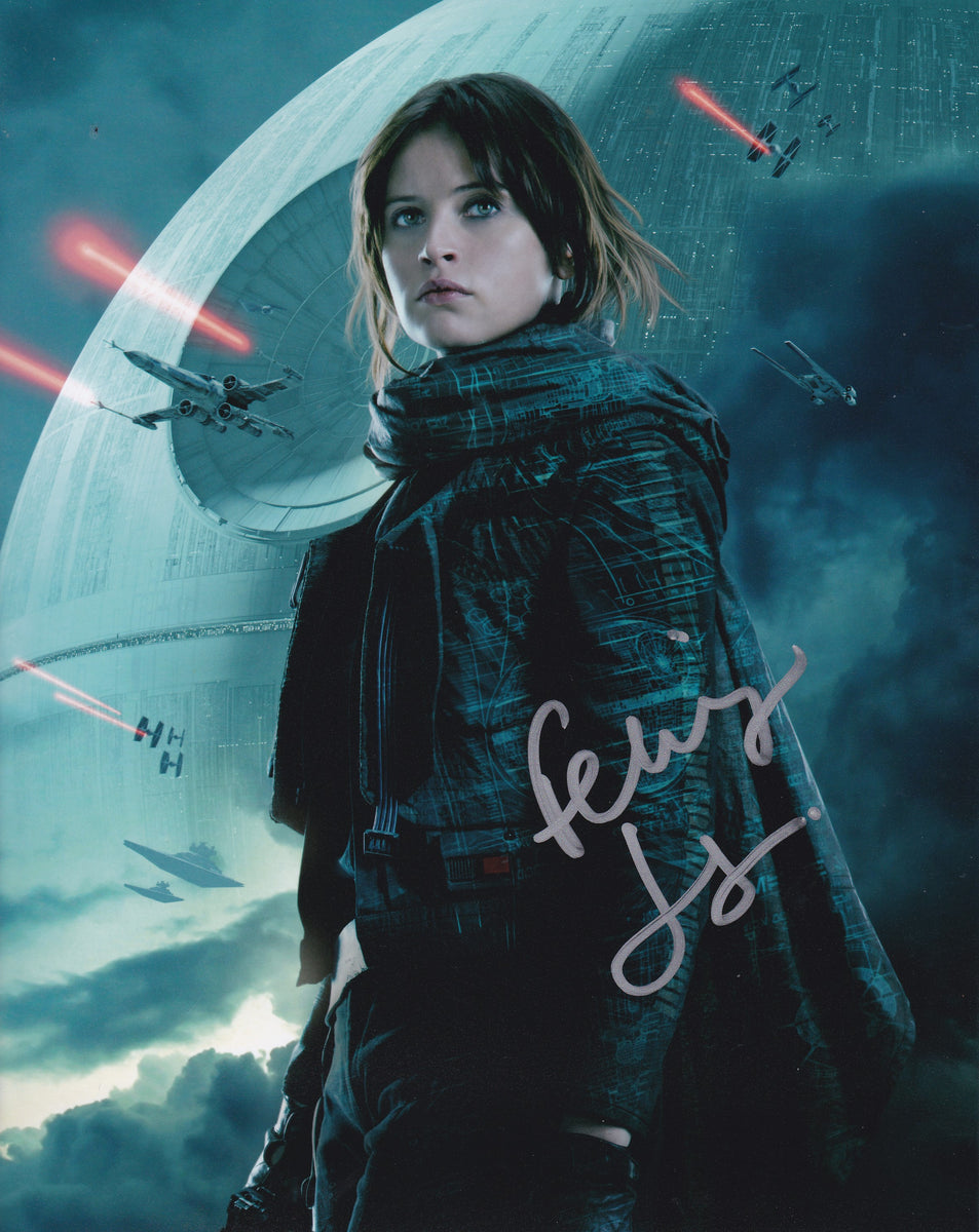 Felicity Jones 10x8 signed in Silver Star Wars Rogue One – Showmasters ...