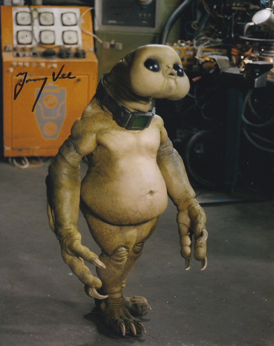Jimmy Vee 10x8 signed in Black Doctor Who – Showmasters Comic Con ...