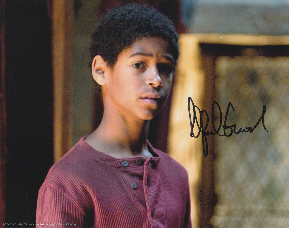 Alfie Enoch 10x8 signed in Black Harry Potter – Showmasters Comic Con ...