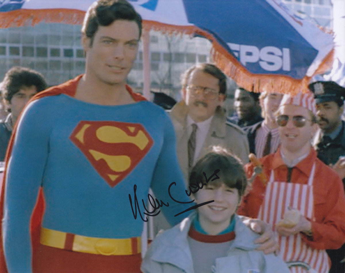 Ken Coombs 10x8 signed in Black Superman – Showmasters Comic Con ...